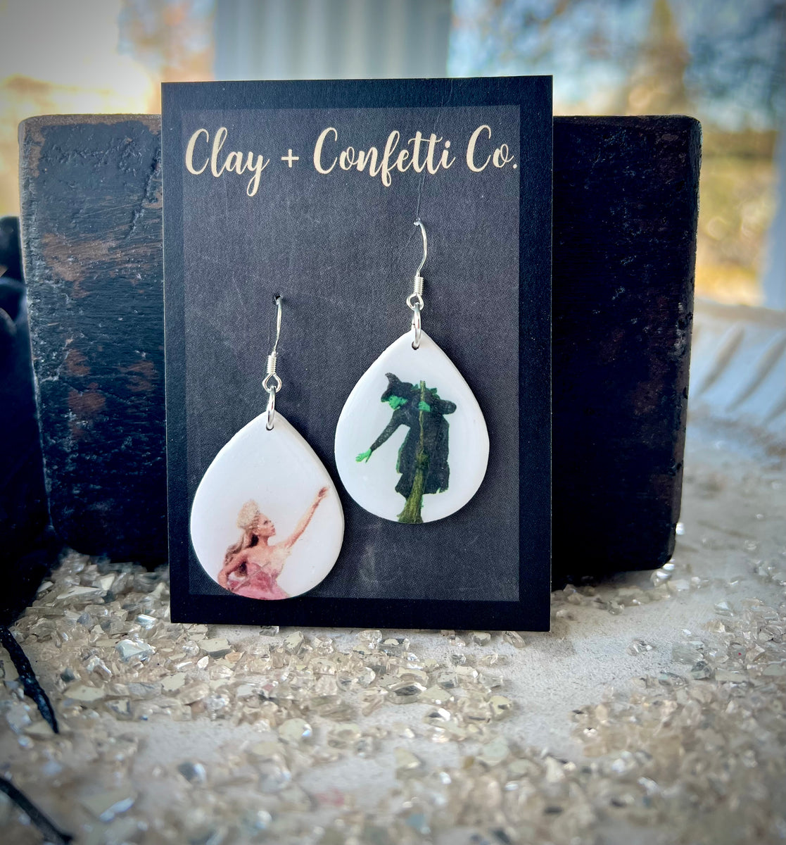 Elphaba & Glinda Dangle – Clay+ConfettiCo